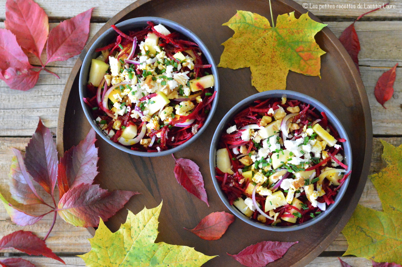 Salade automnale aux betteraves, feta, pommes & noix - Laet's bake it
