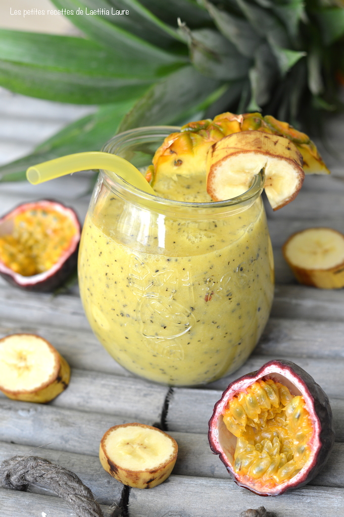 Smoothie ananas, fruit de la passion, banane - Laet's bake it